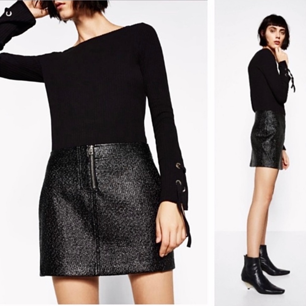 Zara Black Faux Patent Leather Zip Front Mini Skirt - Gem